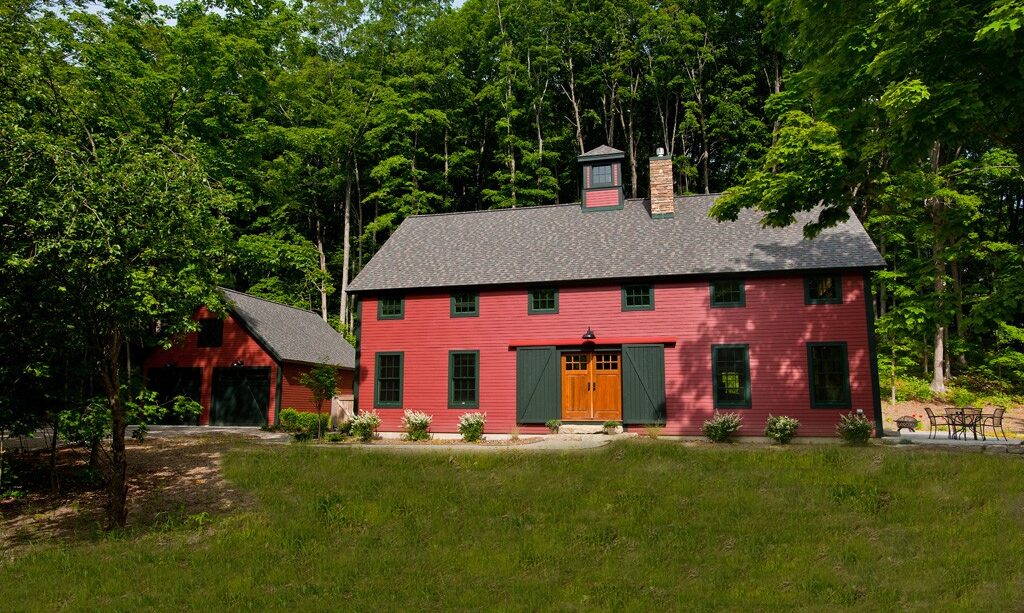 Post & Beam Farmhouse | Yankee Barn Homes