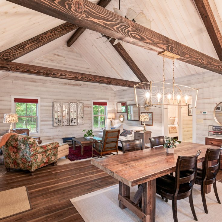 Small Builds Split Rock Bunkhouse and Cottage at the Barn